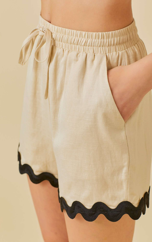 Ric Rac Shorts – Roses and Dreams